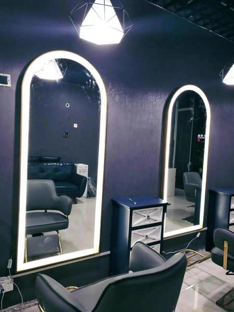 AURIS LED Arch Wall Mirror – Urban Mood